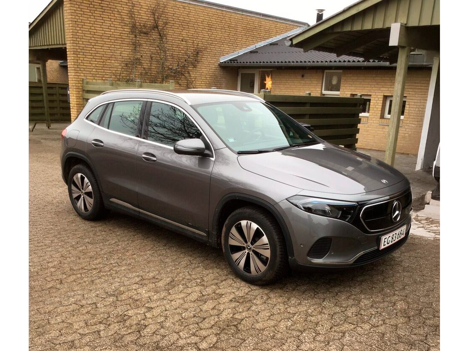 Mercedes EQA250 - CarPal